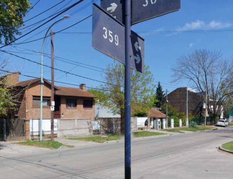 Obras en calle 304 y 359